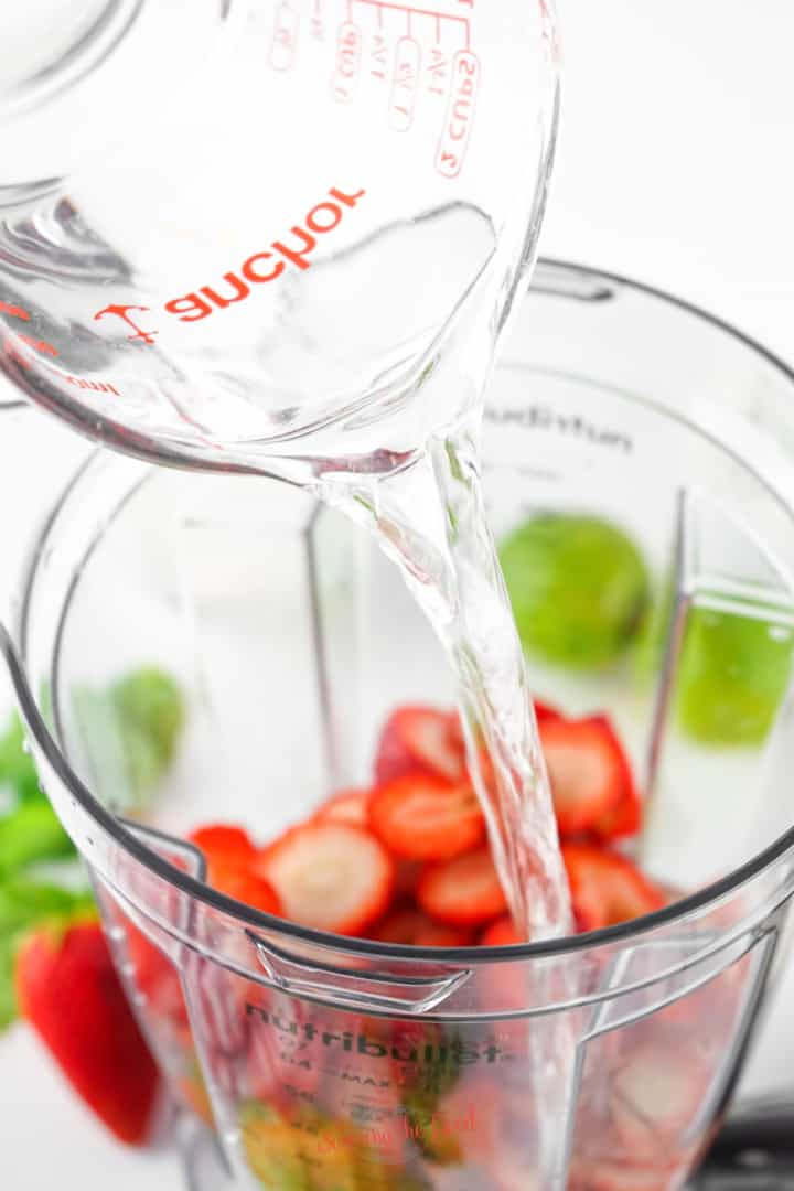 Strawberry Agua Fresca Recipe (Only 4 Ingredients!)